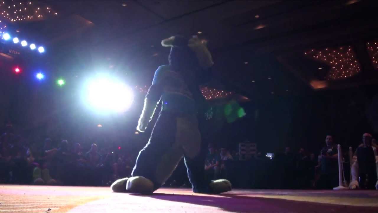 MFF 2012 HD! -10- Mangusu - Fursuit Dance Competition - YouTube