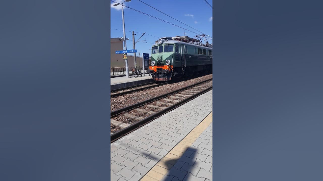 Trapez EP07-338 TLK WITOS przez Sandomierz - YouTube