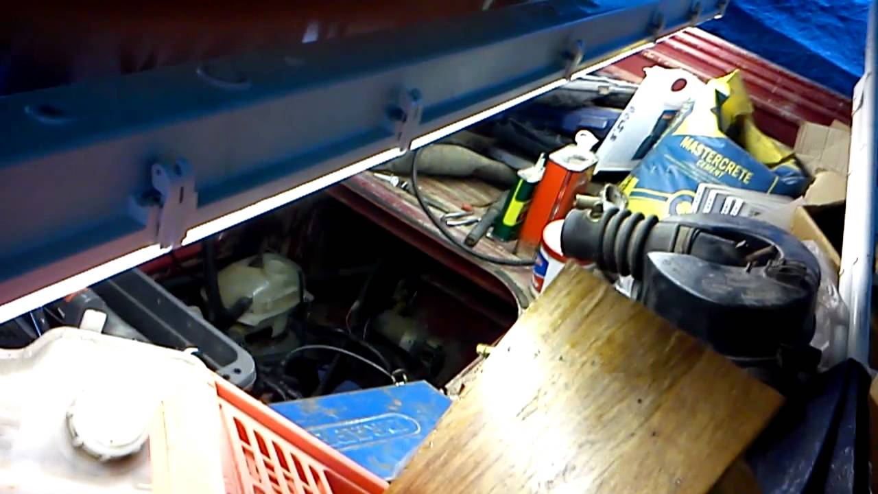 VW T25 Engine - YouTube