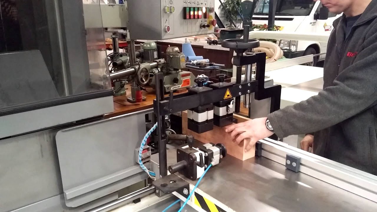 Duin MW1, type 4/4 automatische Pennenbank, Nr.451 - YouTube