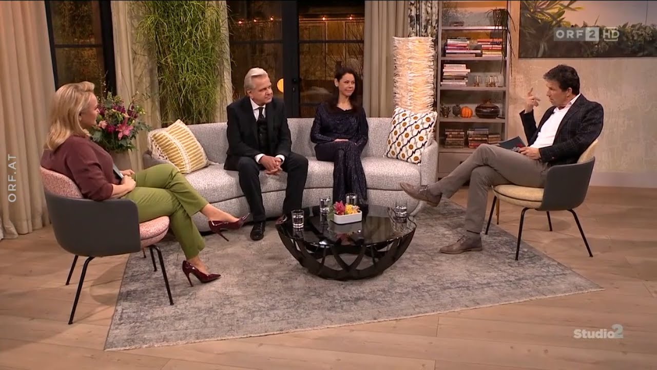 FALCO | 25. Todestag | Peter Vieweger & Caroline Perron im Interview ...