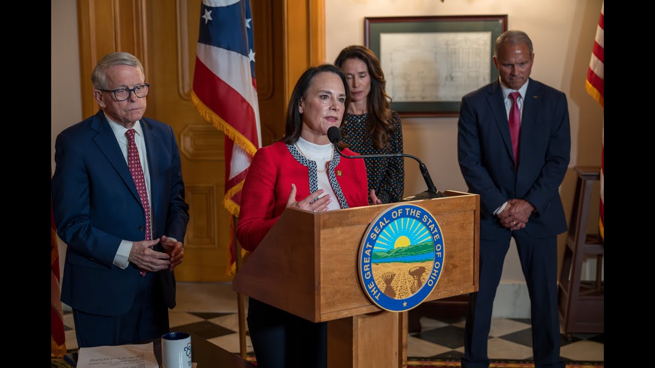 Sen. Jane Timken Intro's SB 158 | Unplugging Students From Their Cell ...