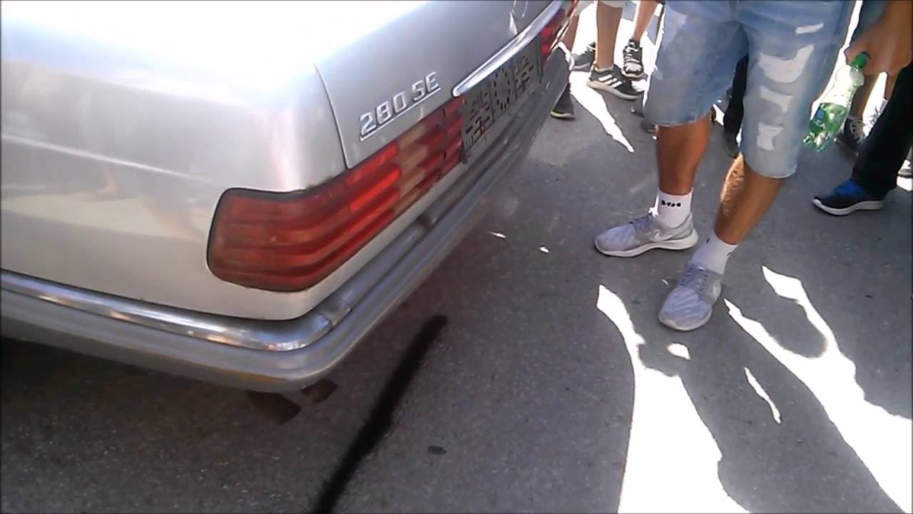 Mercedes 280 SE - Exhaust Sound - YouTube