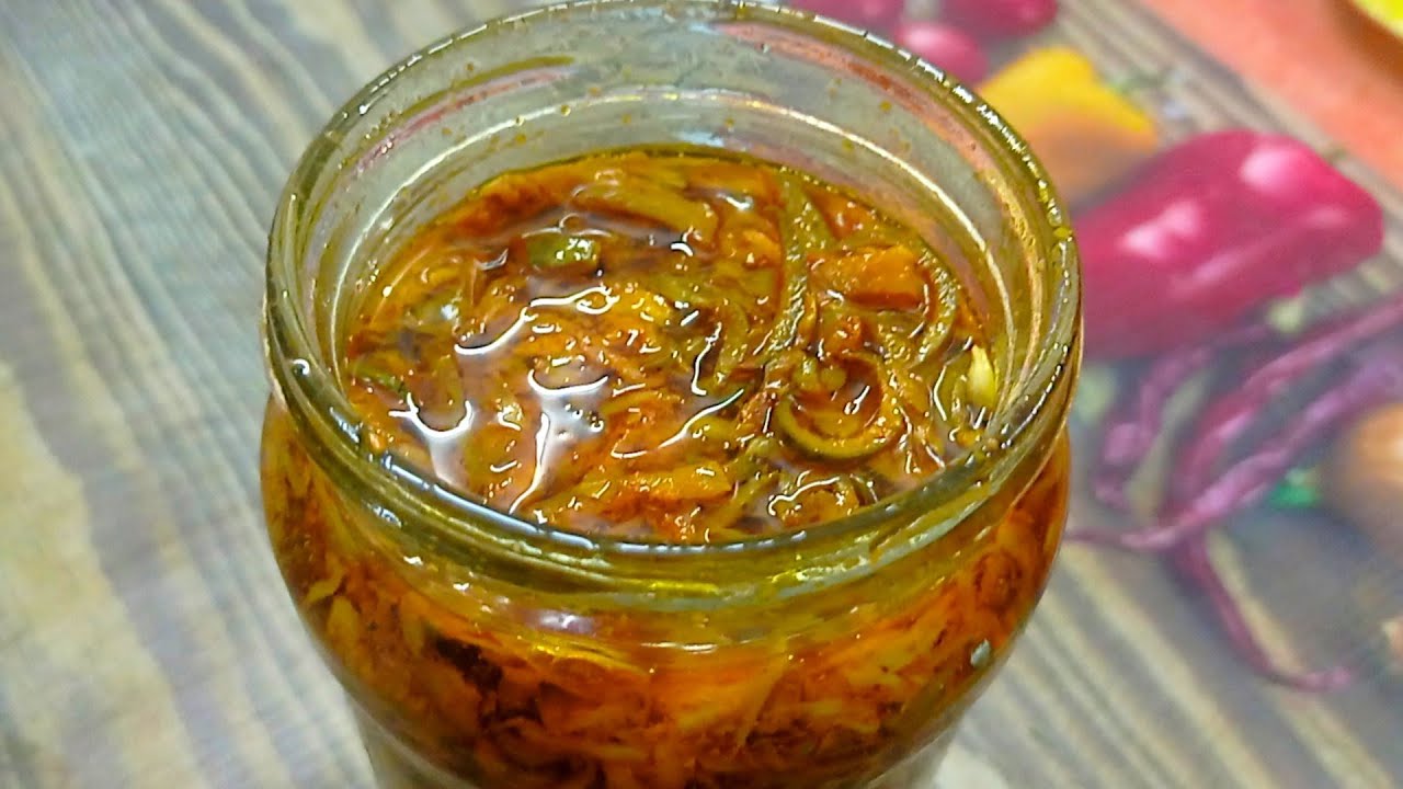 কাঁচা আমের ঝুরি আচার| আমতেল রেসিপি | পেঁয়াজরসুন কুচিদিয়ে|Amer Jhuri ...