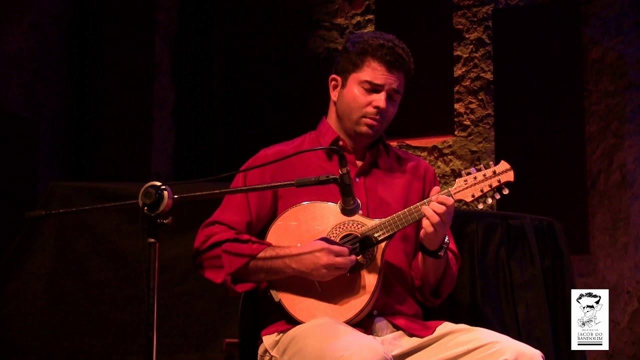 Feitiço - Valsa de Jacob do Bandolim - YouTube
