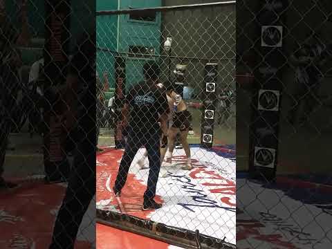 Pelea  de campeonato Thunder Combat League Andrés \