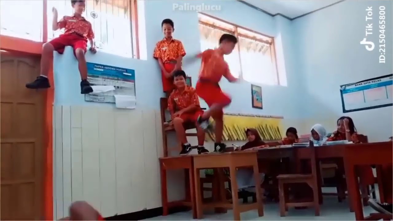 Tik tok ANAK SD DAN SMP LUCU BANGET 2019 - YouTube