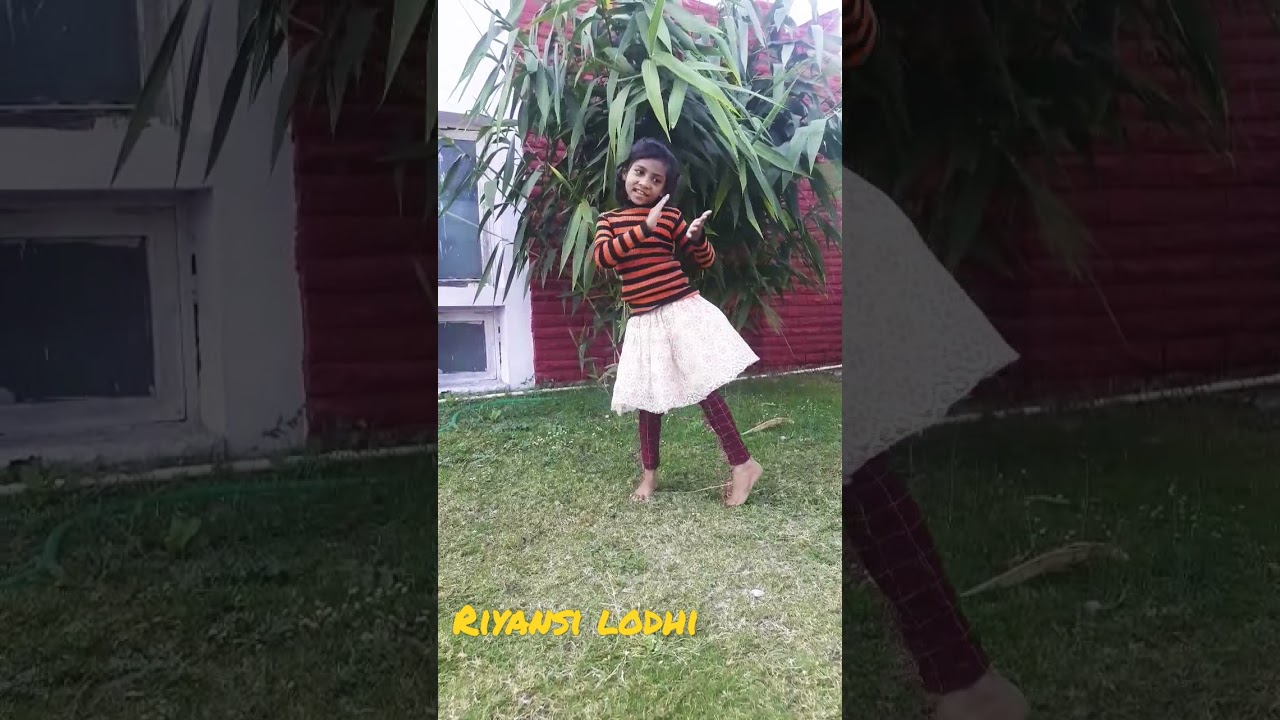 riyashi best dance lodhi ji stutas - YouTube