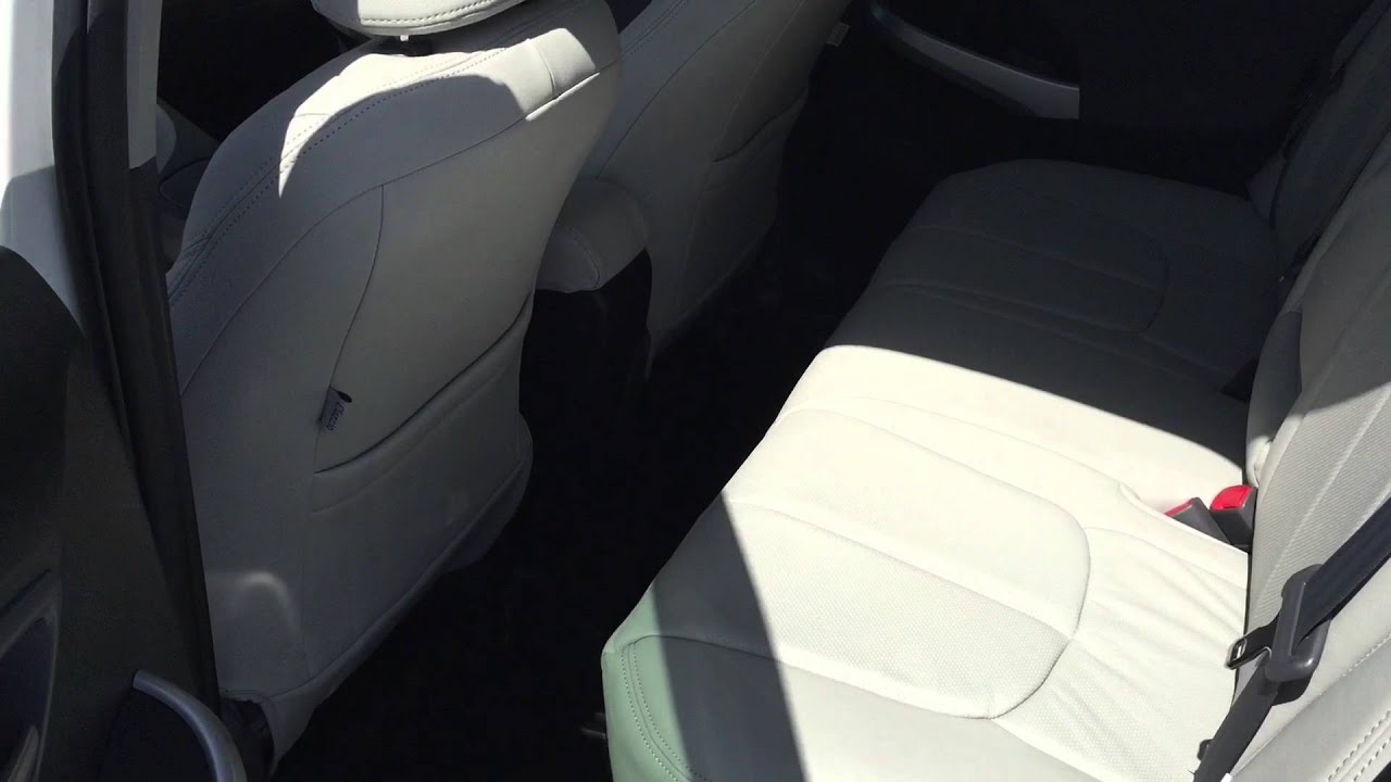 Clazzio light grey leather cover for Prius 2015 - YouTube
