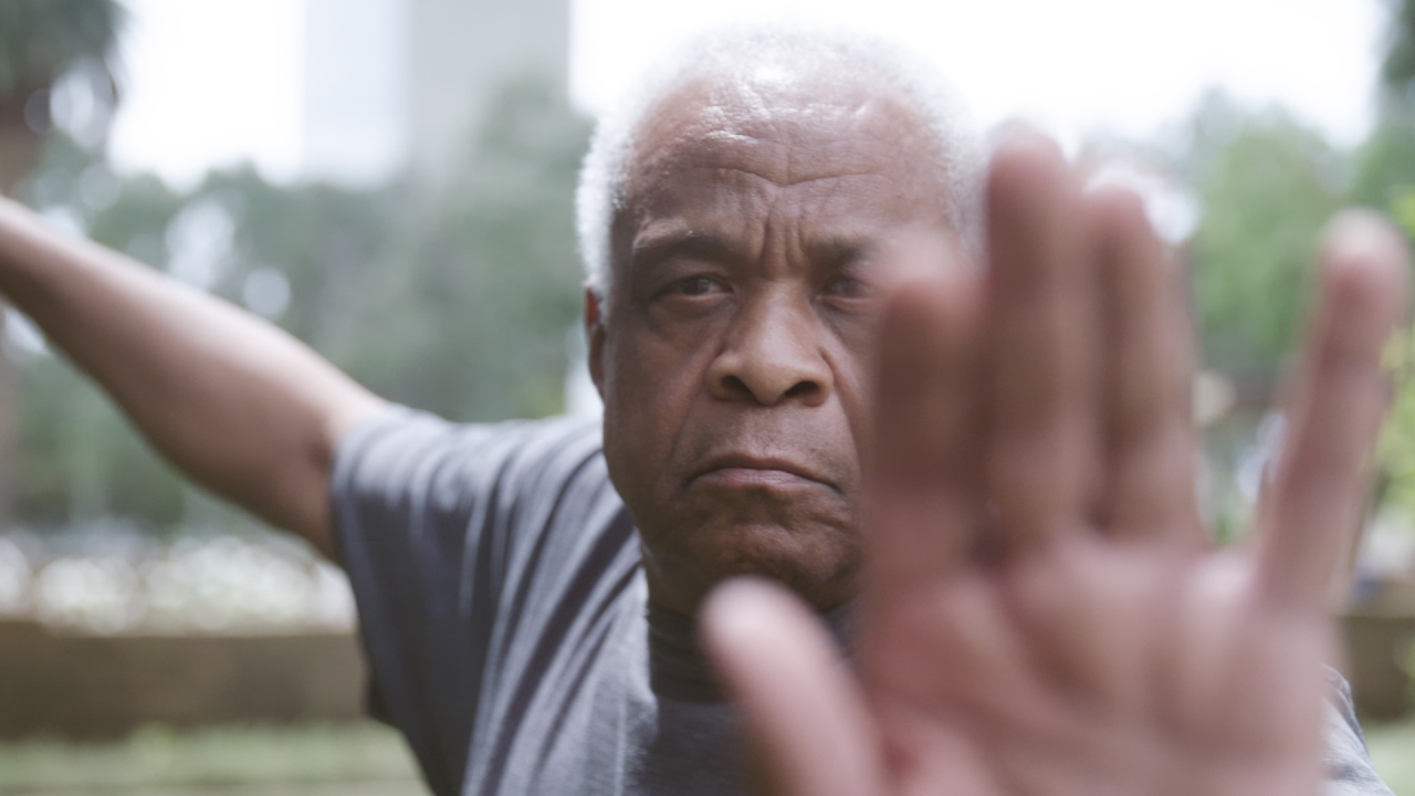 Back Pain: How One Veteran Found Relief | Consumer Reports - YouTube