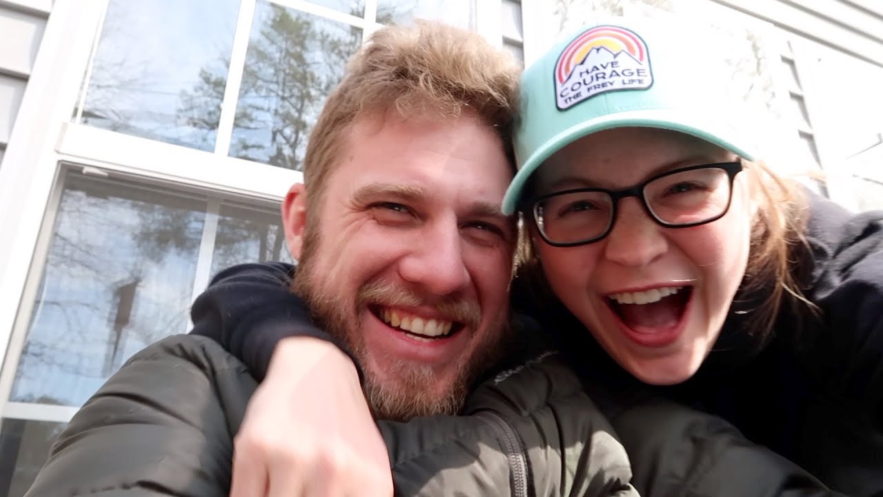EMBARRASSING STORY | Laughing Hysterically - YouTube