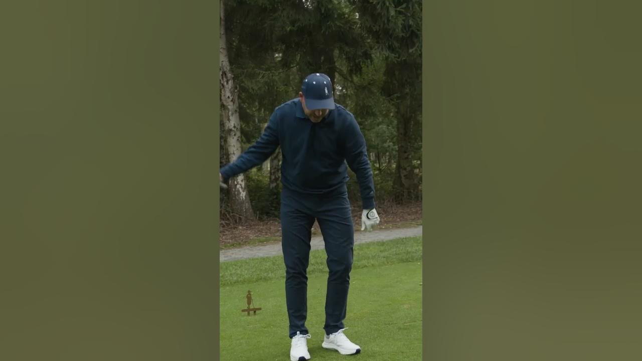 Swing thoughts with David Howell and Simon Holmes at Foxhills - YouTube