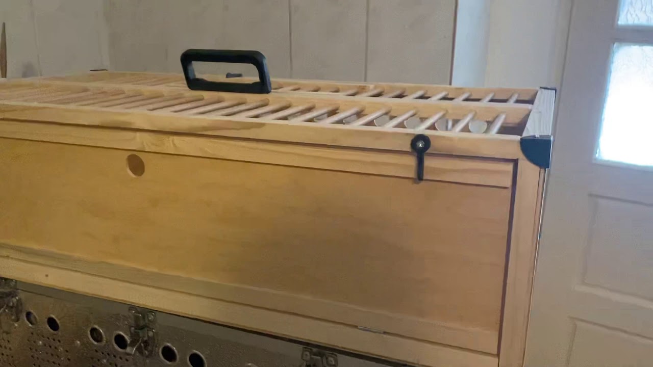Ladă Transport Porumbei Standard Achiziționată de la Porumbei.360 ...