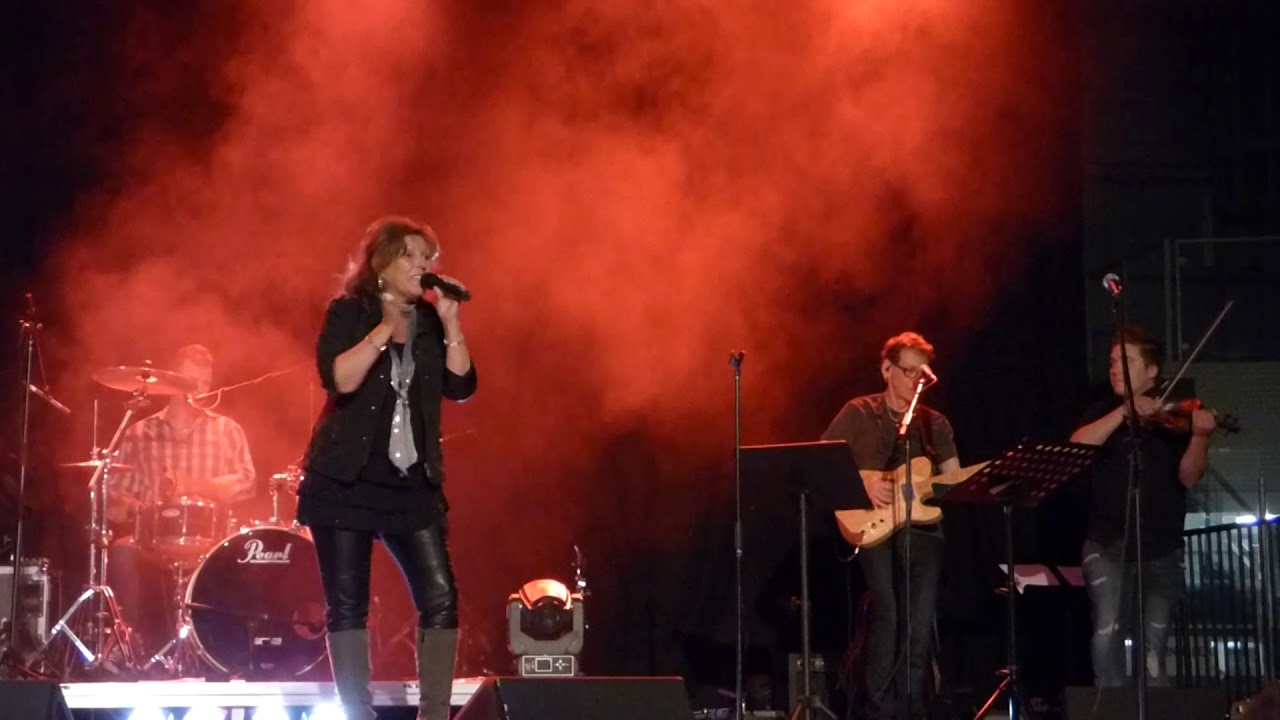 Carol Ann King 5 - YouTube