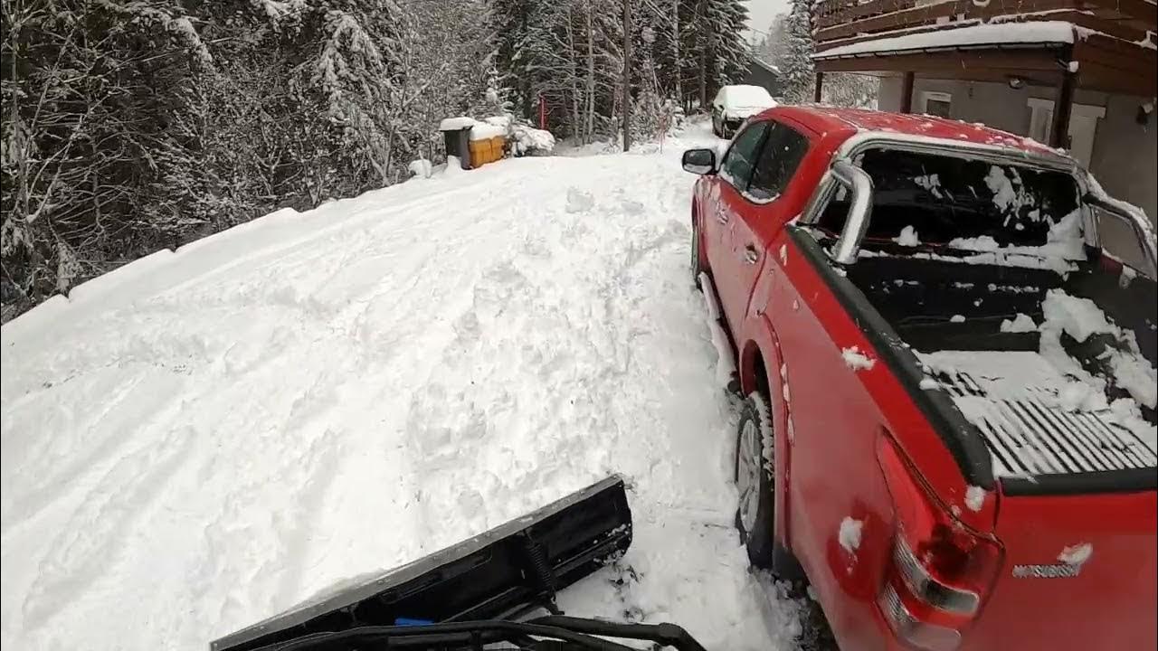 Plowing first heavy snow 2023 \\ Polaris Sportsman 570 - YouTube