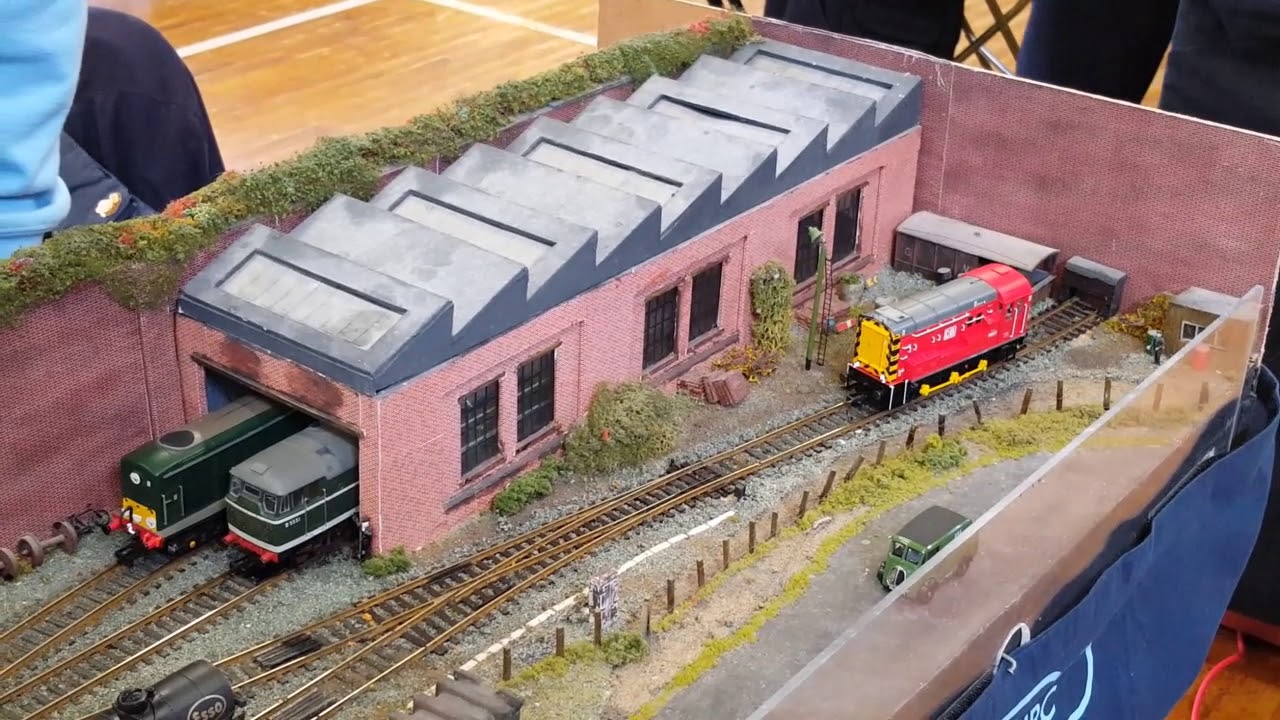 rushden hope methodist church model show 28/4/18 - YouTube