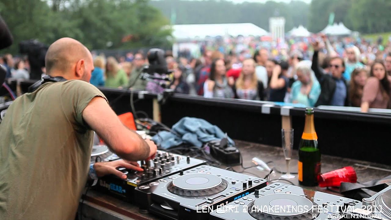 Len Faki @ Awakenings Festival 2011 - YouTube