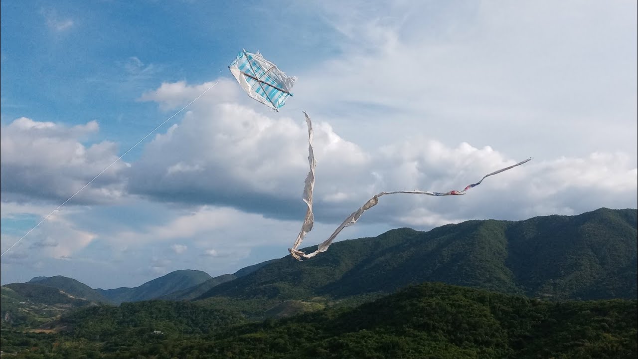 Volando chichiguas🔥lajiando y haciendo guiso🌪volando Culebrinas,Cometas ...