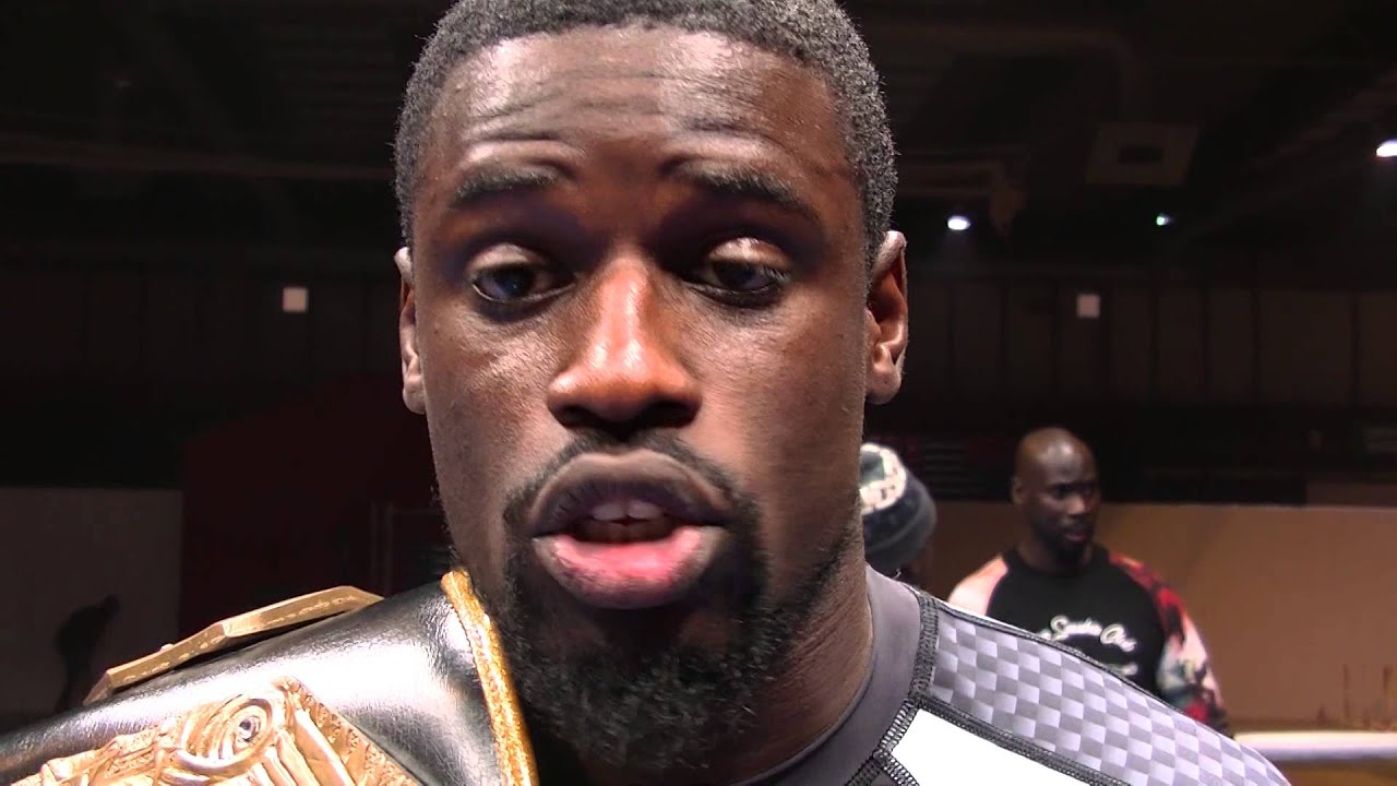 Entrevue avec Bakary el ANWAR (KONGO SMASHING CLUB) lors du 100%fight ...