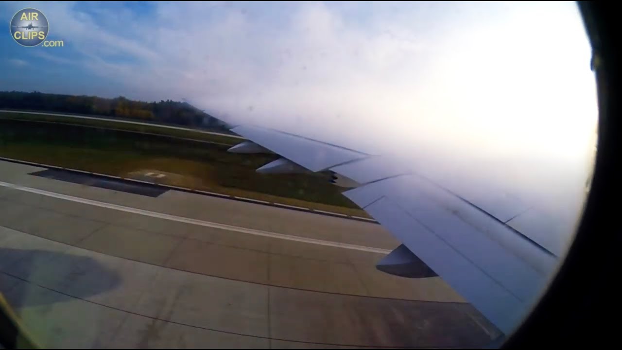 MASSIVE Wing Condensation during B747-8F Takeoff from Frankfurt ...