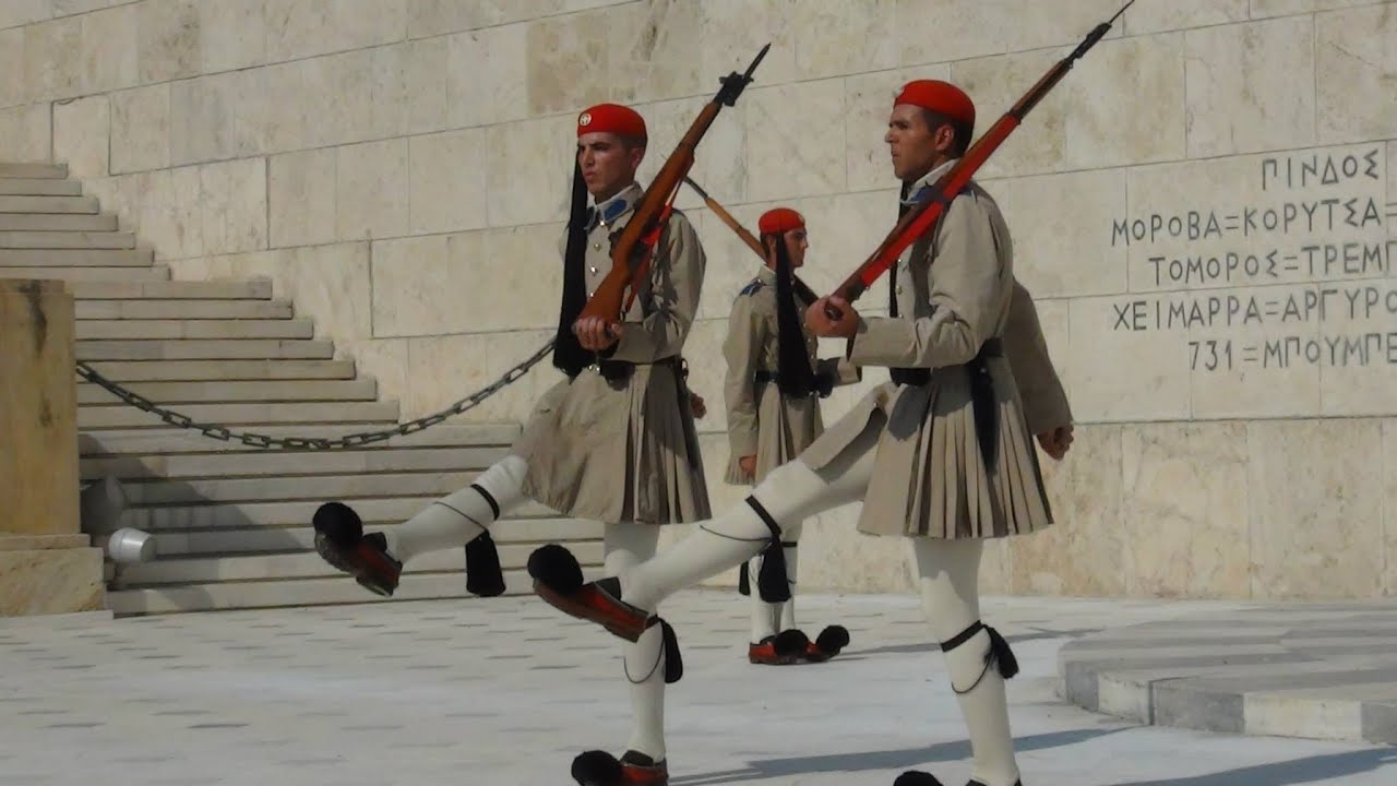 Βασιλης Καρρας - Αγνωστος Στρατιωτης - YouTube