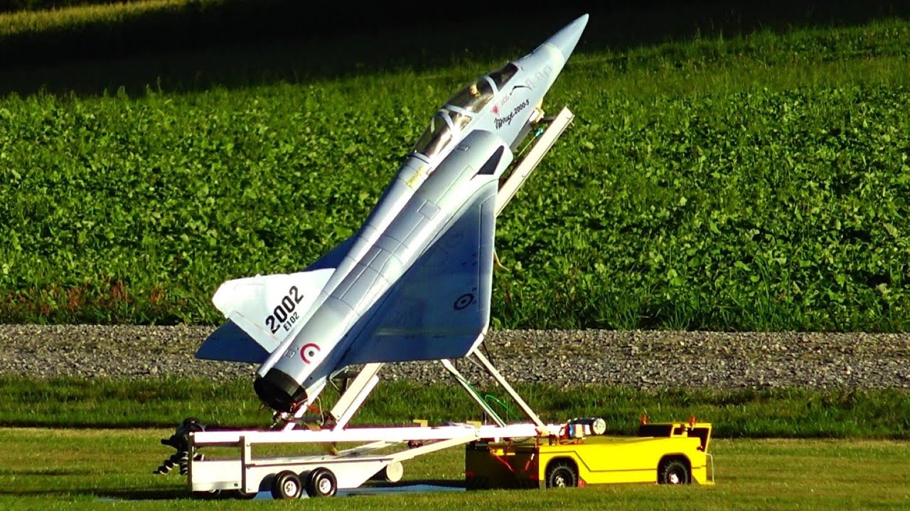 STUNNING SELFBUILT RC JET TAKEOFF RAMP BY DOM - YouTube