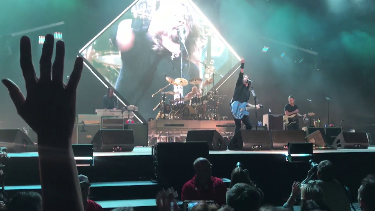 Foo Fighters - Run - Cincinnati, OH - 10/20/2017 - YouTube