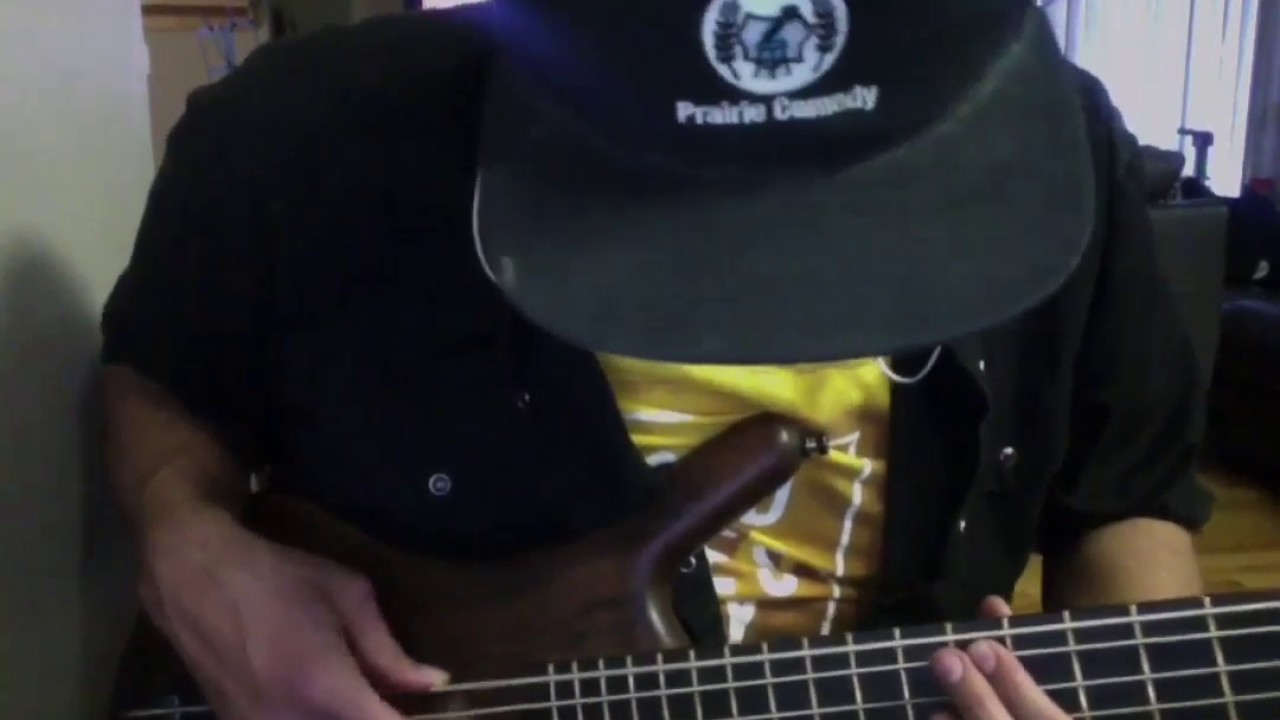 Bass solo Danny Knight - YouTube