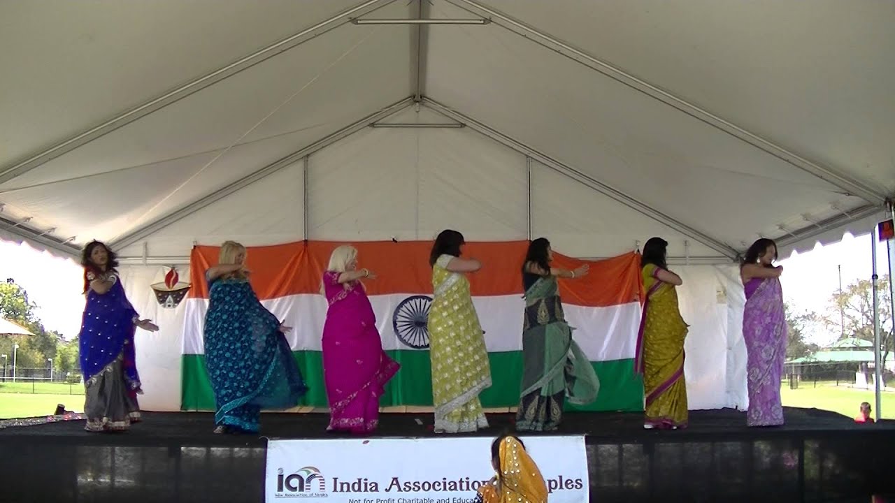 Naples India Fest-2015 Fashion Show part-1 - YouTube