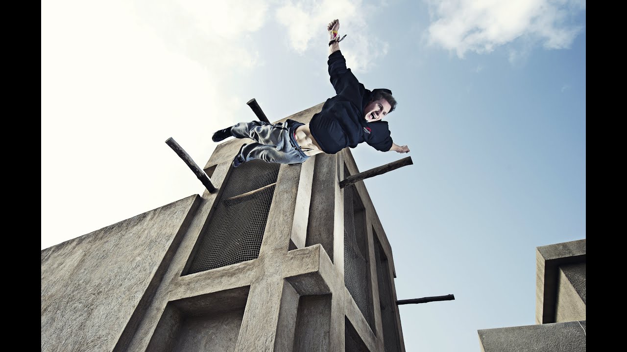 Parkour in Dubai - Ryan Doyle 2013 - YouTube