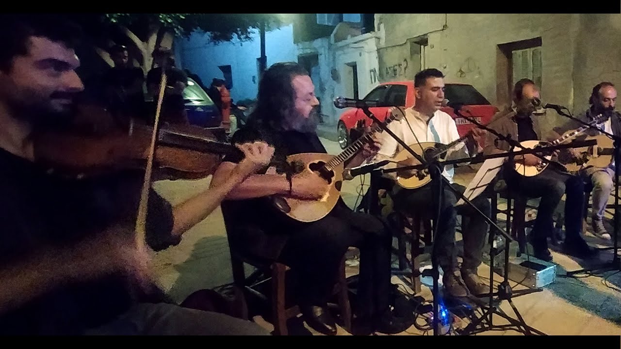 Ο ΨΑΡΑΣ - ΚΕΛΑΗΔΟΥΝΕ ΜΠΟΥΖΟΥΚΑΚΙΑ - YouTube