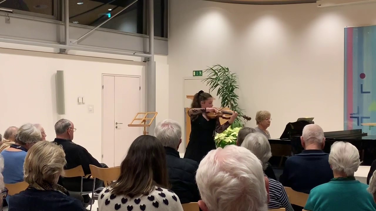 P.Tchaikovsky Violin Concerto, 2 and 3 mov. , Sofia Leifer ( violin ...