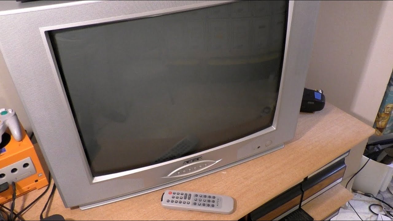 Apex 24-inch TV - My Retro Gaming CRT - YouTube