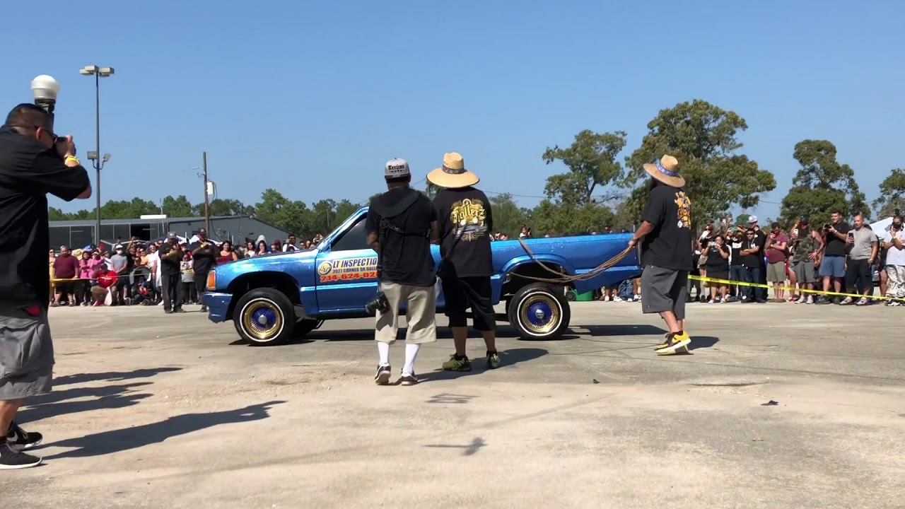 Lowrider Car Dancing, car hopping at Los Magnificos Car Show 2020 - YouTube