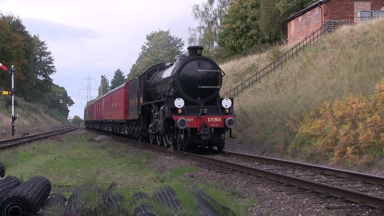 LNER Class B1 No.1264 running as No.1251 southbound mail at Rothley ...