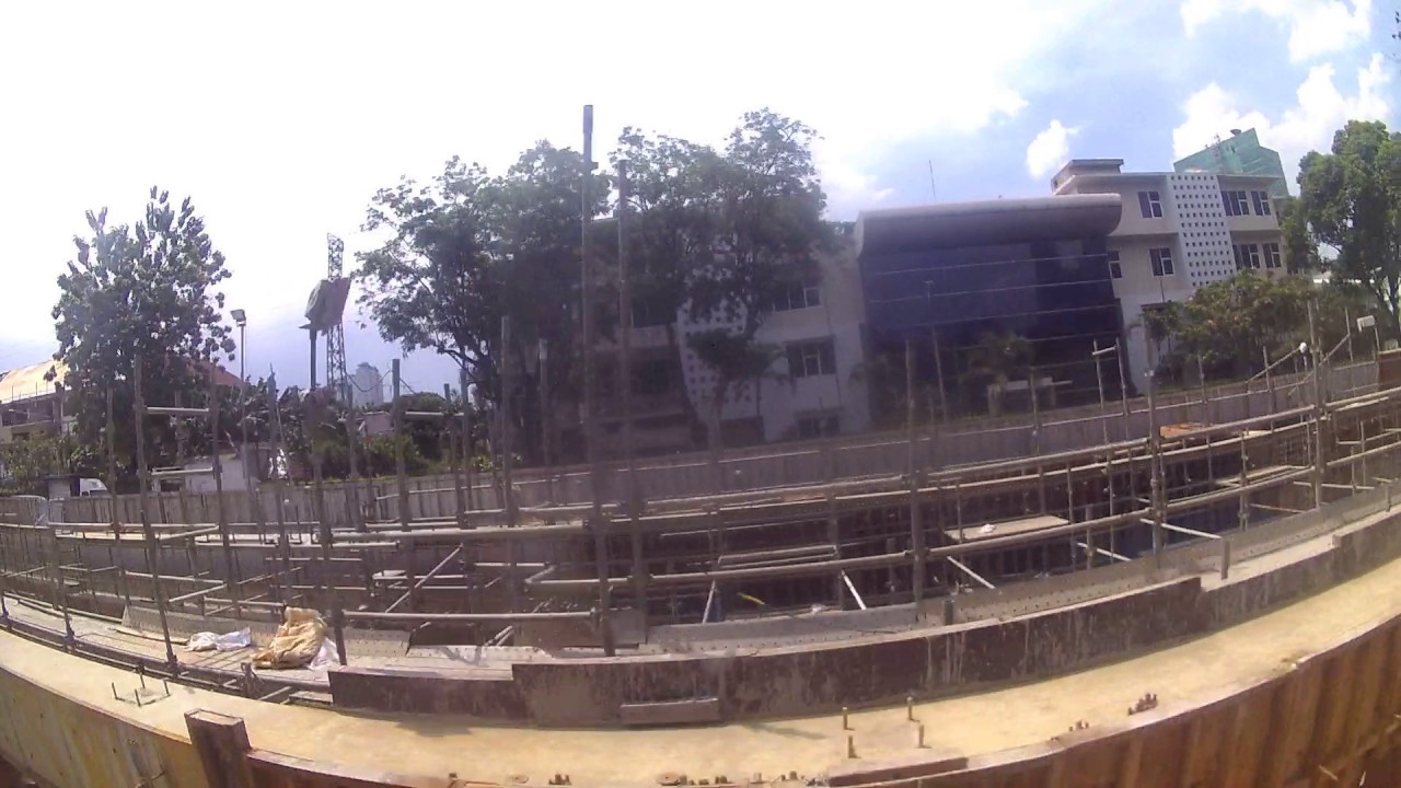 Proyek MRT Halte Bundaran Senayan - YouTube