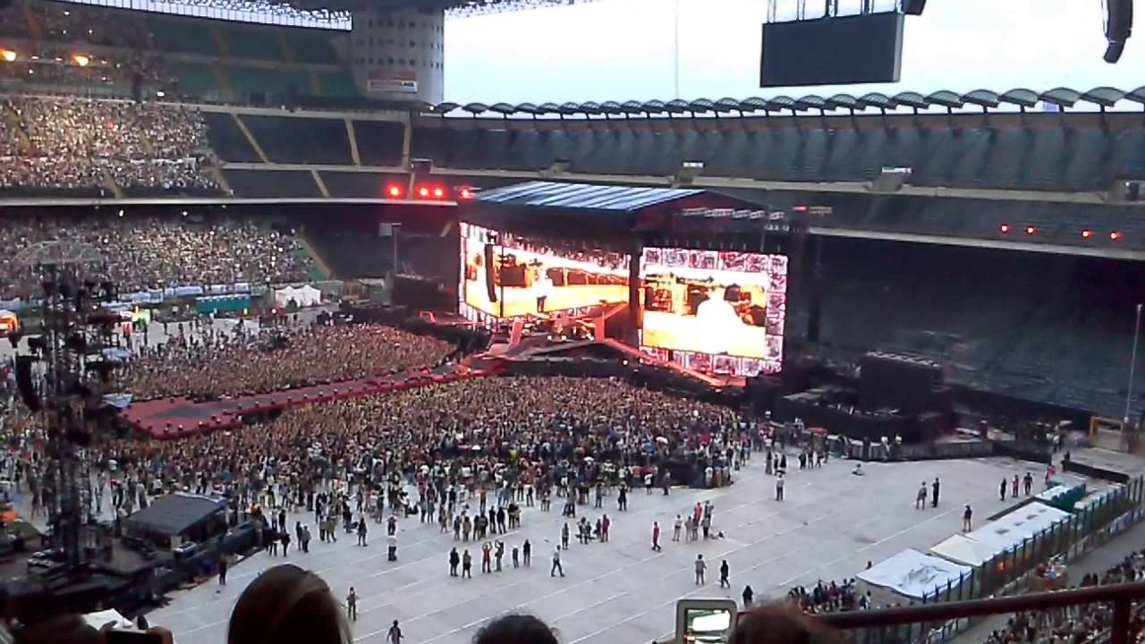 One Direction Live (San Siro 28-06-2014) Inizio del concerto - YouTube