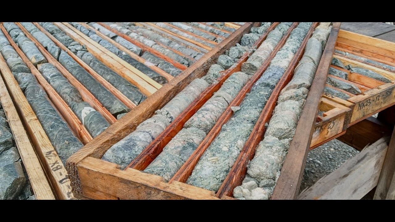 DEC.V Core Yard Visit pt.1 - YouTube