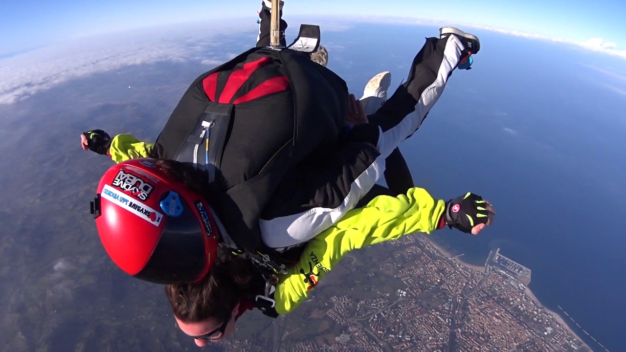 Beautiful Girl Tandem Skydive - YouTube