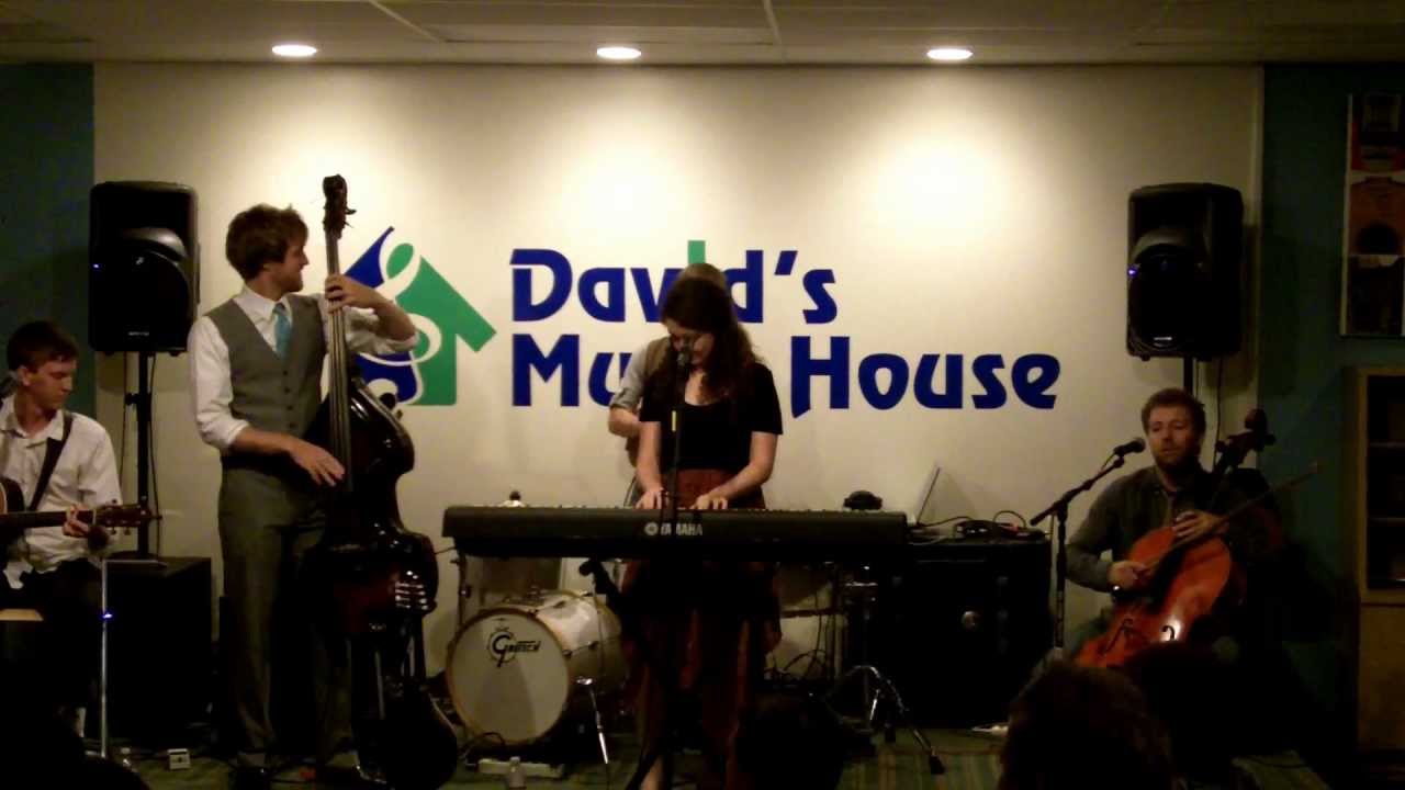 Hillary Reynolds Band - YouTube
