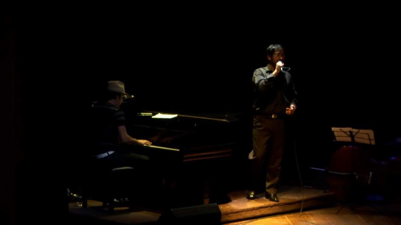 Claudio Basso en vivo - Teatro Auditorio Kraft - Medley Te desafío ...