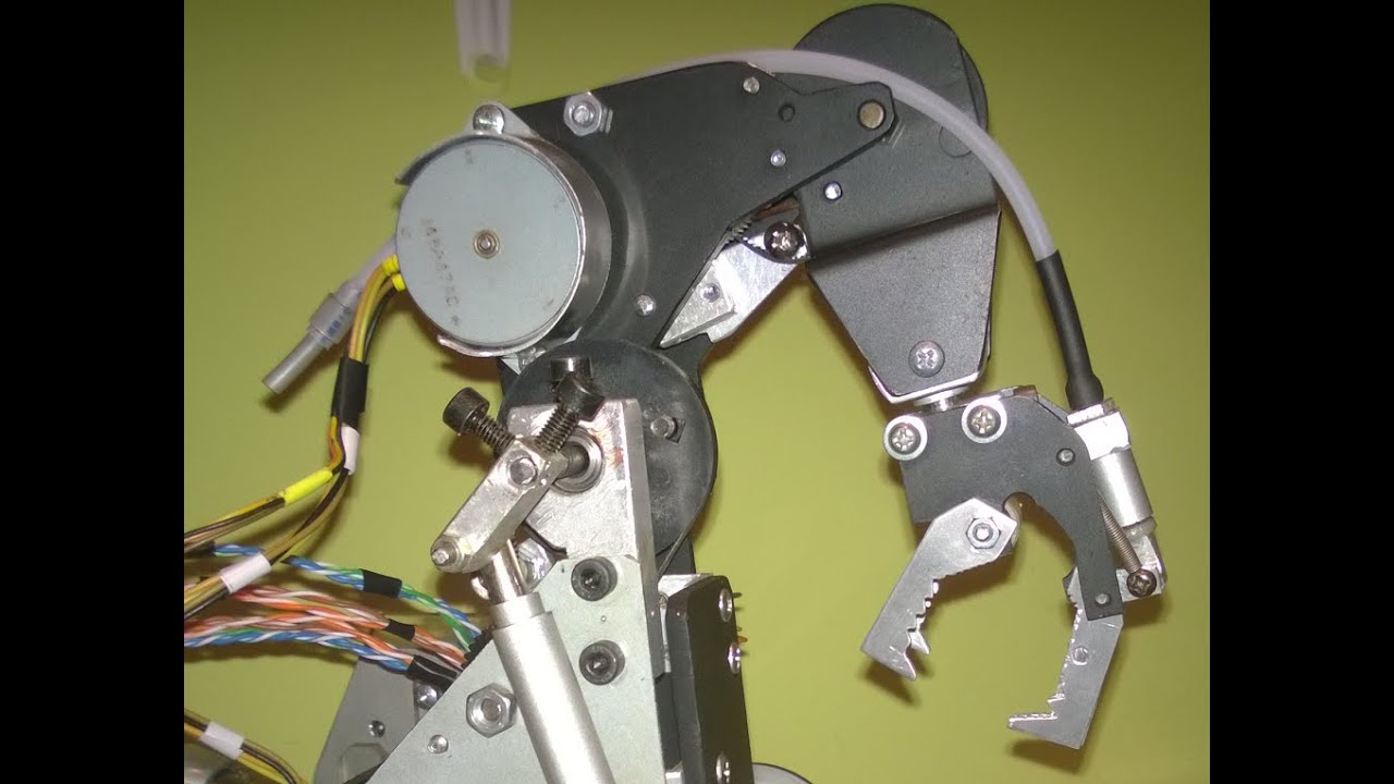 Mini 5-axis Robotic Arm Accelstepper. - YouTube