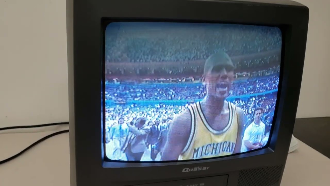 Vintage Panasonic Quasar VV-1300 Television Color TV 14" Omnivision VCR ...