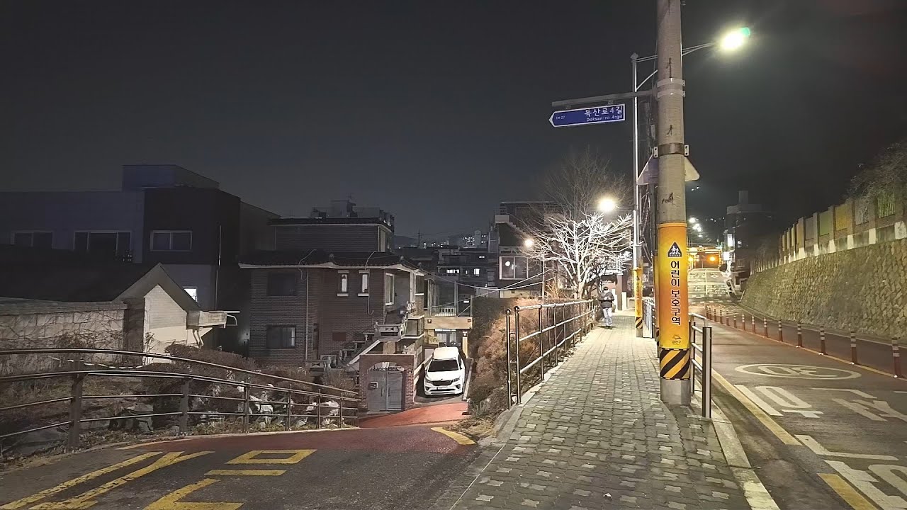 Korea Walking Tour - Seoul Geumcheon-gu Siheung-dong, Doksan-ro 4-gil ...