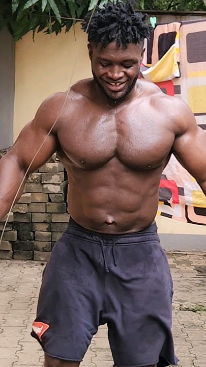 what a 123kg bodybuilder skipping looks like #bodybuilding #shorts - YouTube