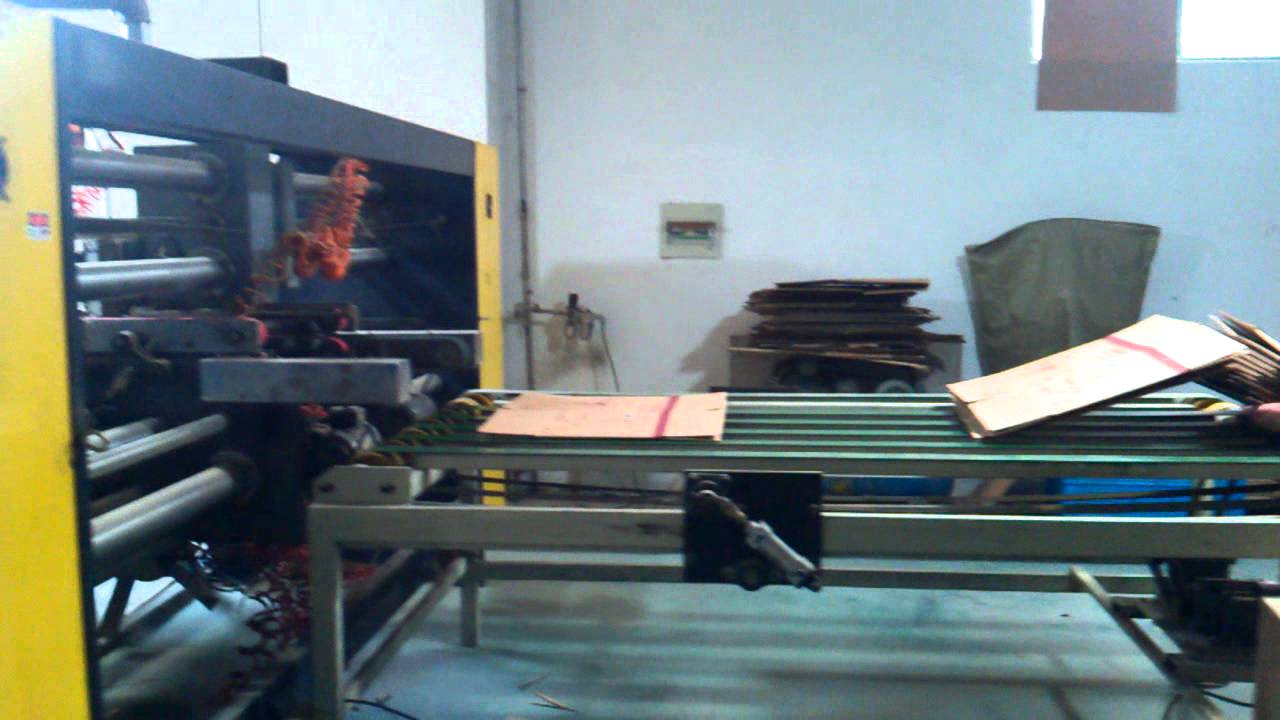 semi automatic double piece stitching machine - YouTube