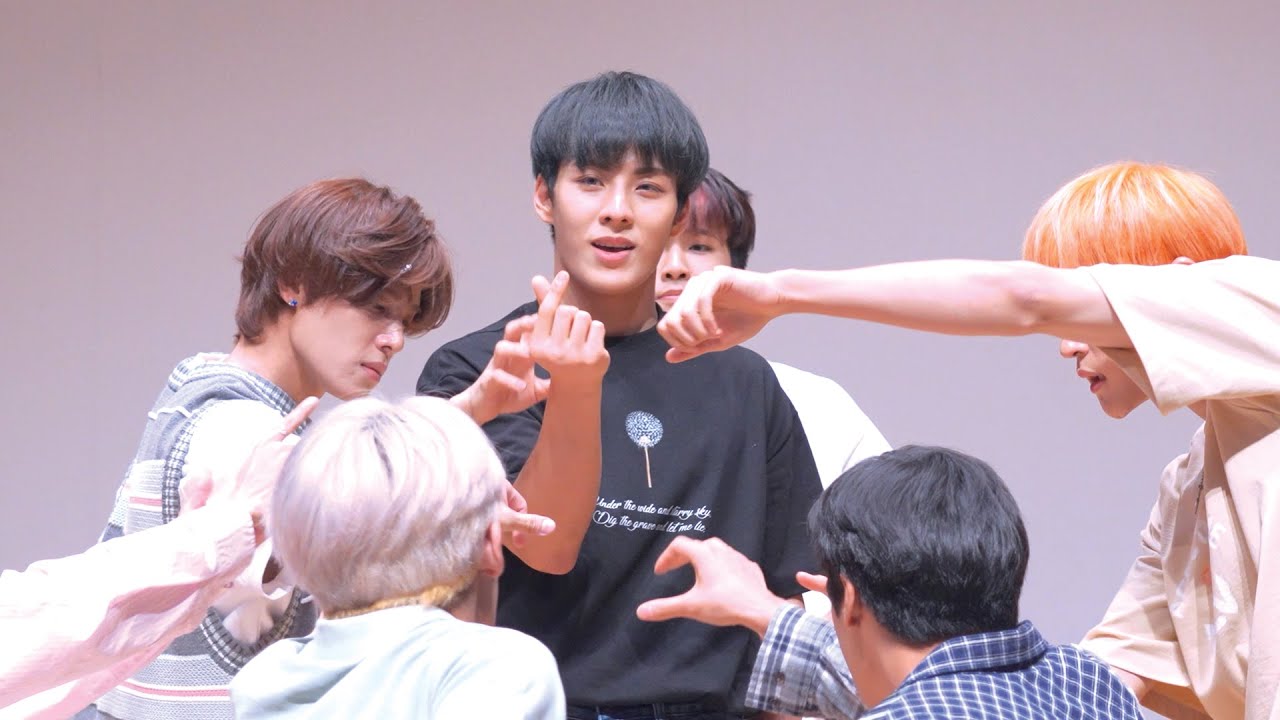 220813 : Walking On The Moon - TAN (티에이엔) 비트로드 팬사인회 // 서성혁 Focus - YouTube