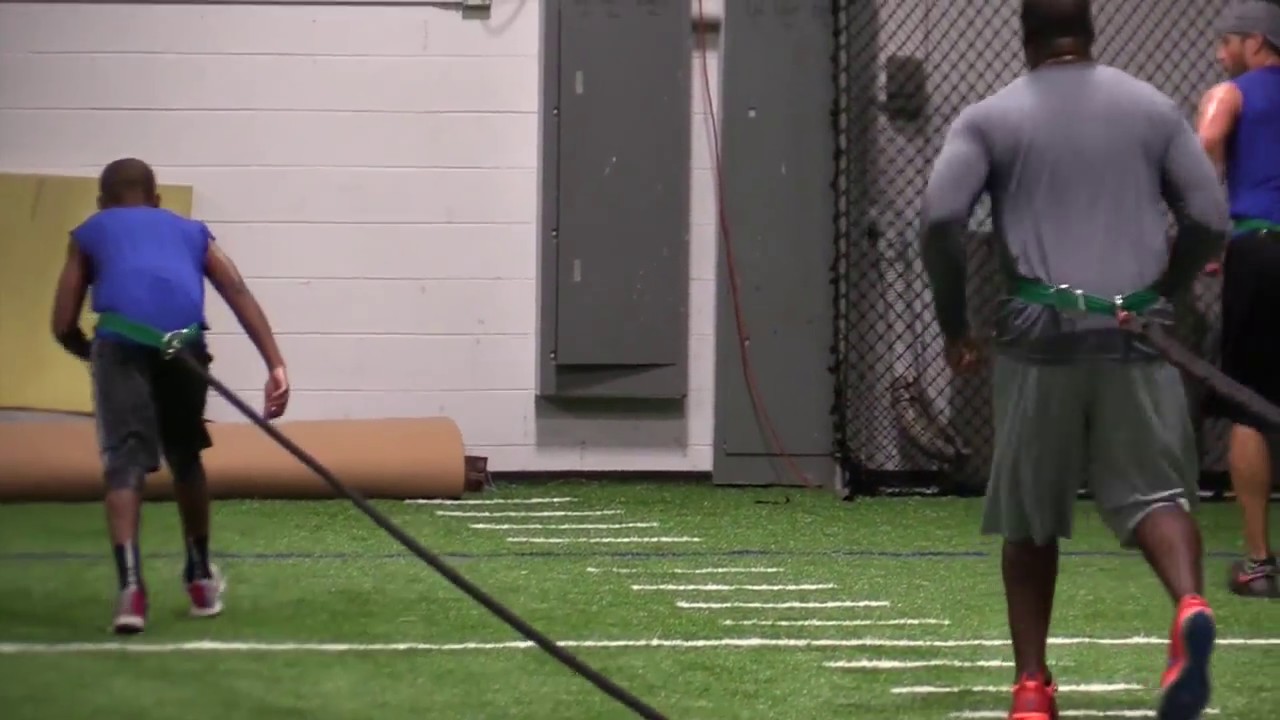 NFL Specific Preseason Training: Chip Smith MORR System - YouTube