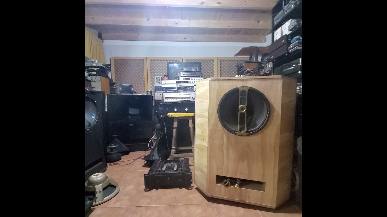 ALTEC LANSING A-7 VS JENSEN G-610 ( IMPERIAL SPEAKER ) BATTLE OF THE ...