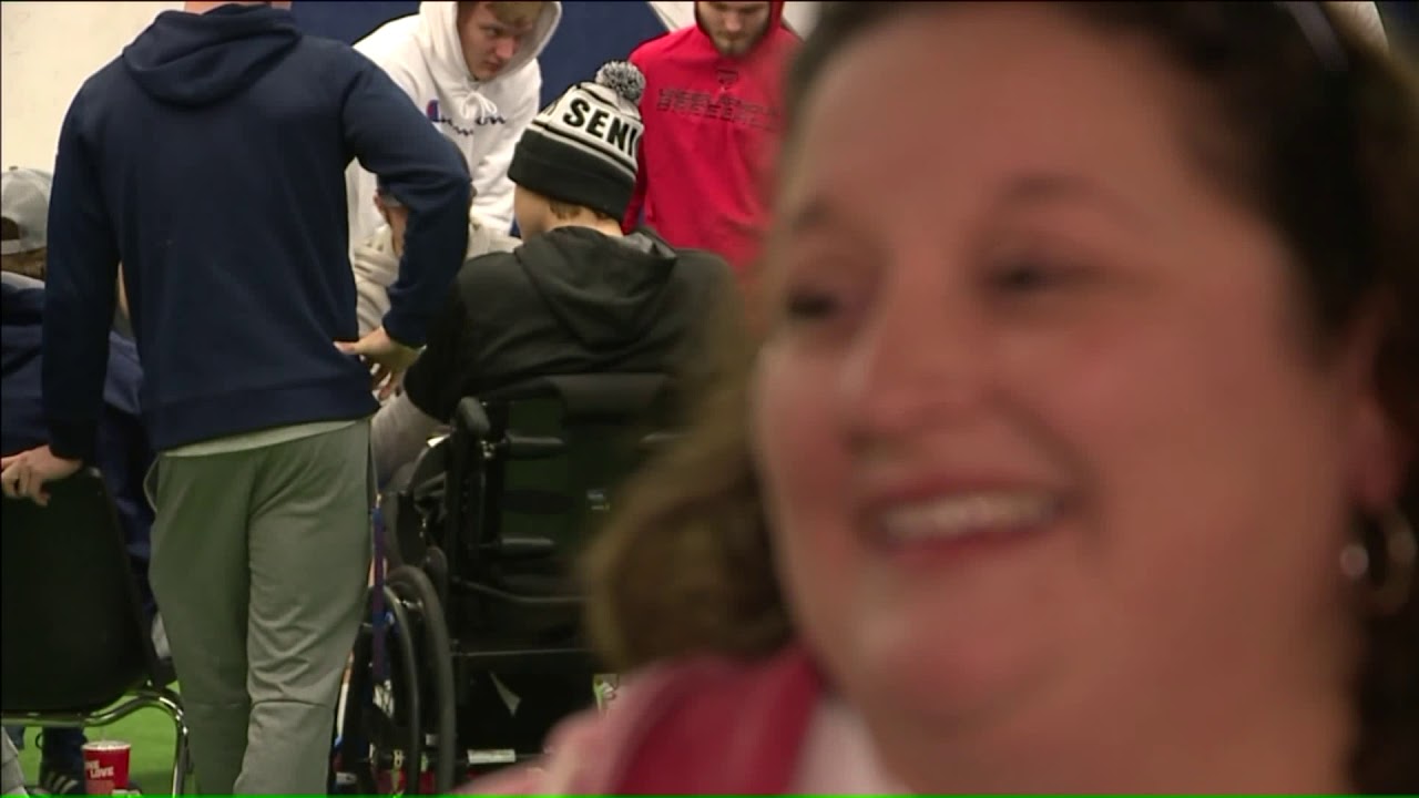 Shawnee teen`s family thankful for homecoming after paralysis rehab ...